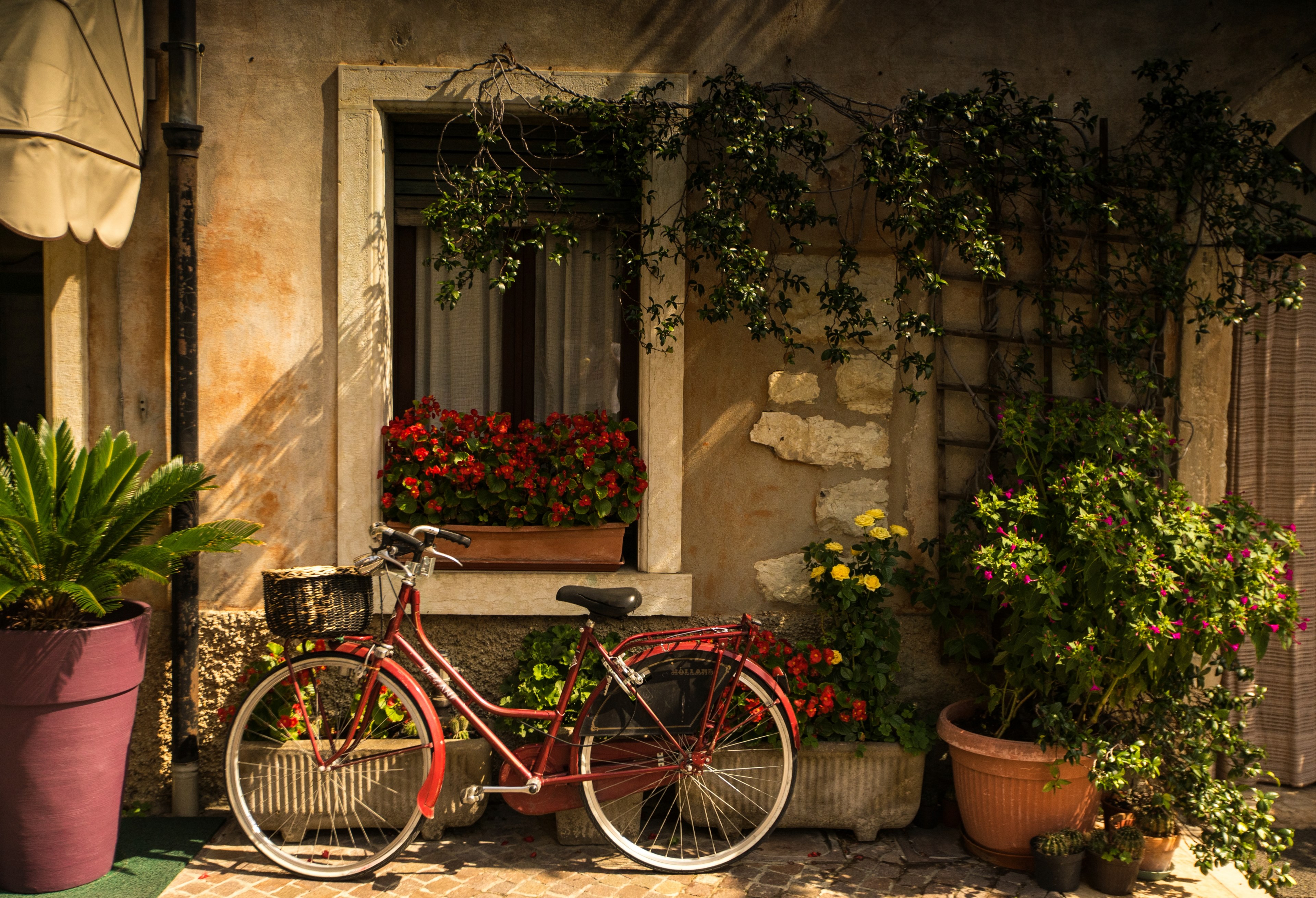 cozy italy 4k HD Wallpaper