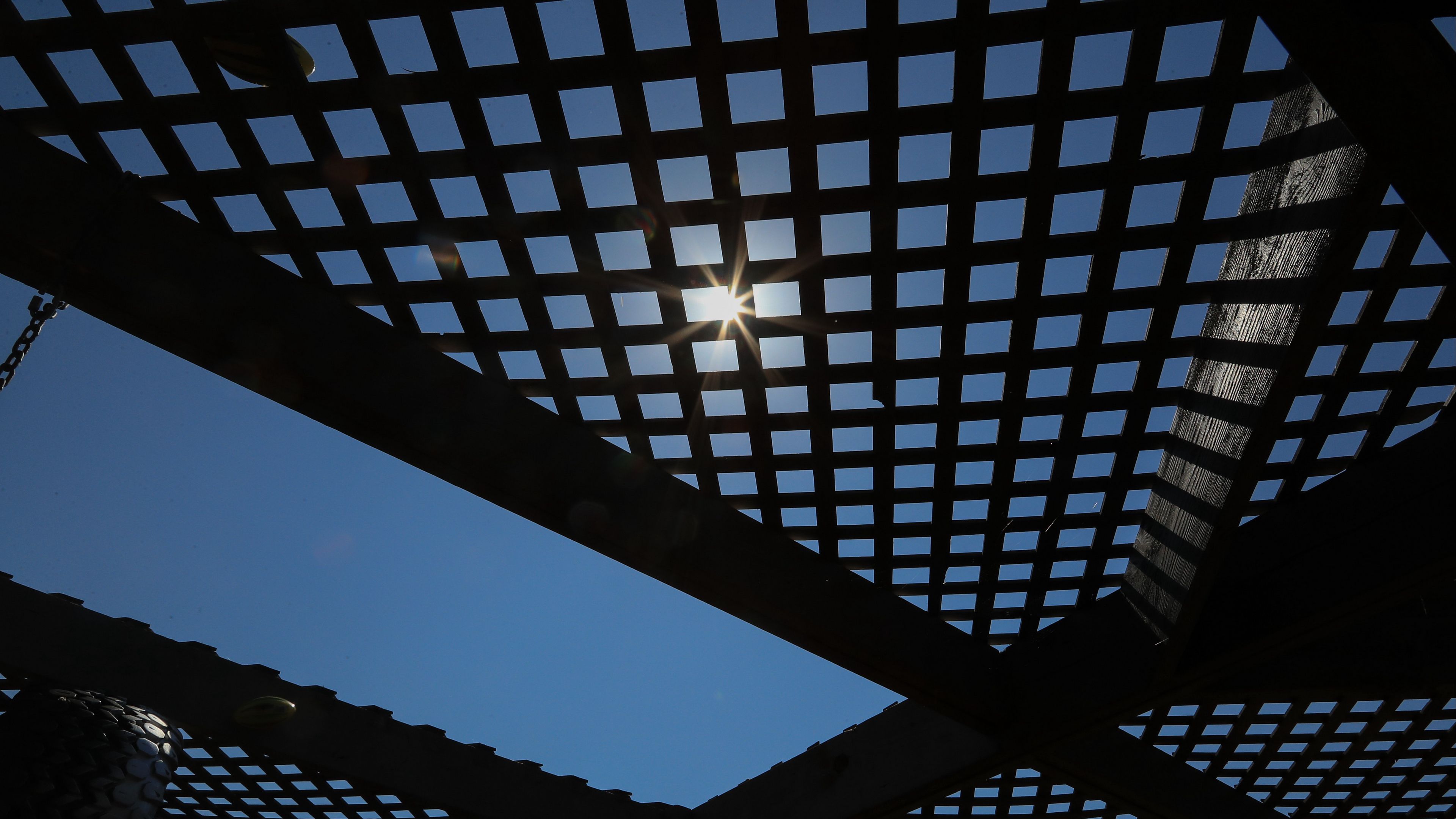 roof, grid, light, 4k HD Wallpaper