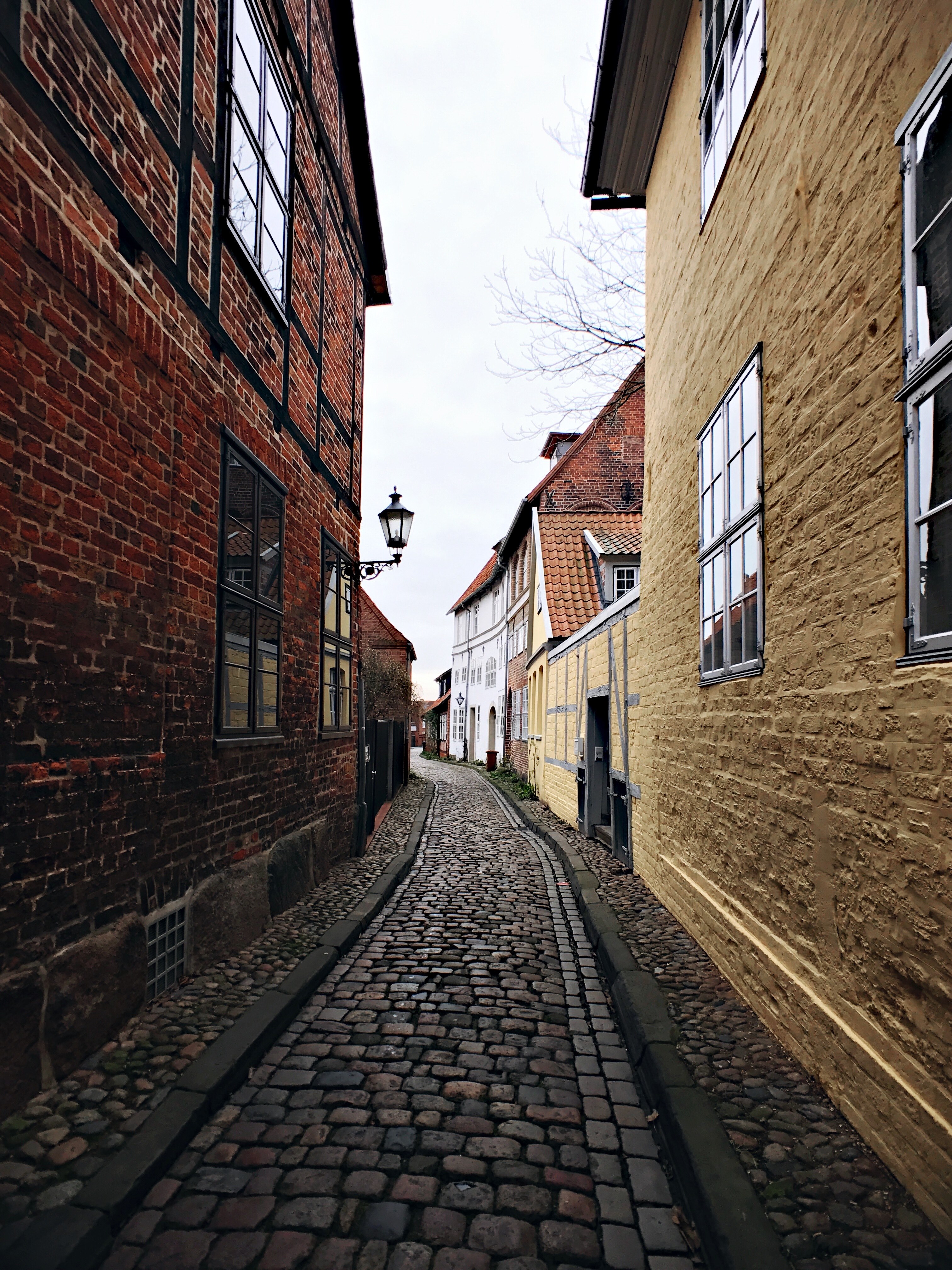 alley 4k Phone HD Wallpaper