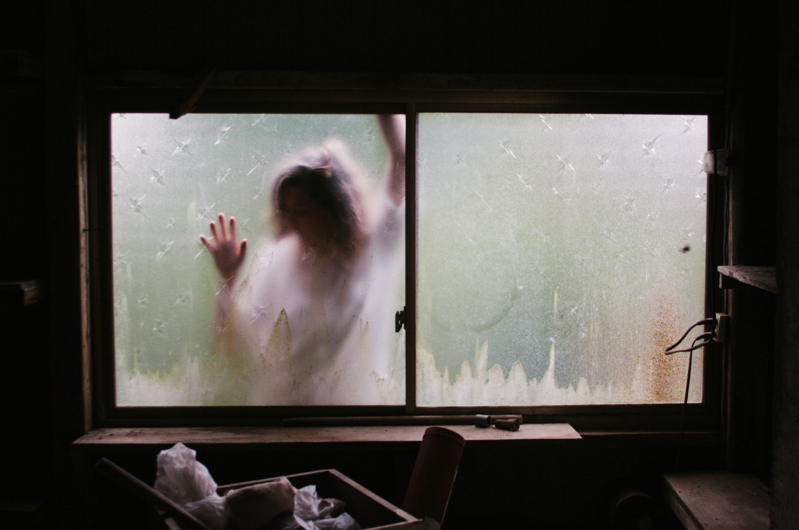 trapped 4k HD Wallpaper