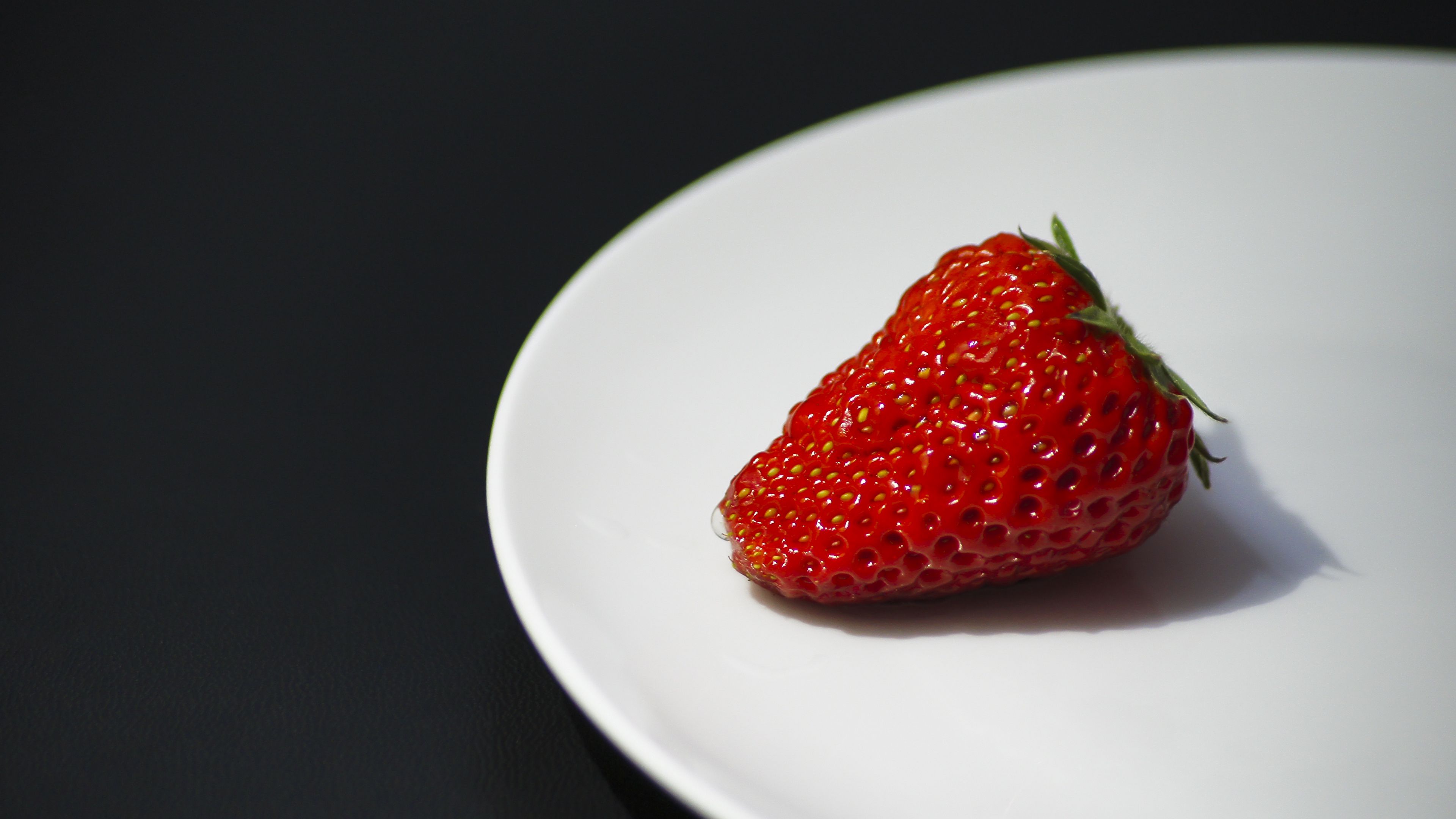 strawberry, berry, ripe, juicy, red, 4k HD Wallpaper