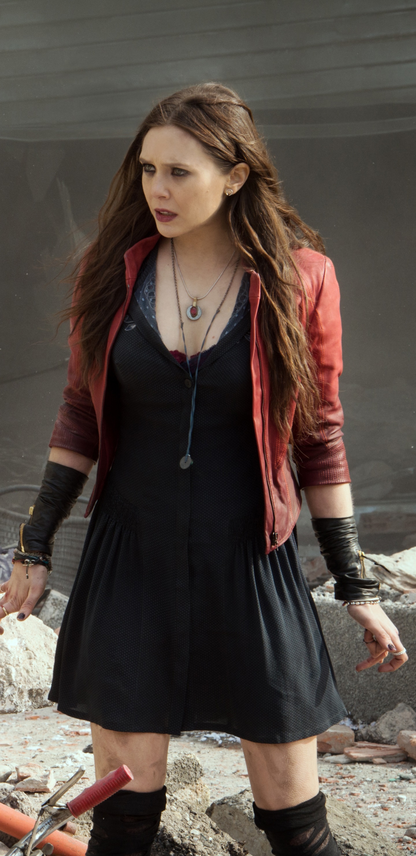 Avengers Aois Ultron Elizabeth Olsen