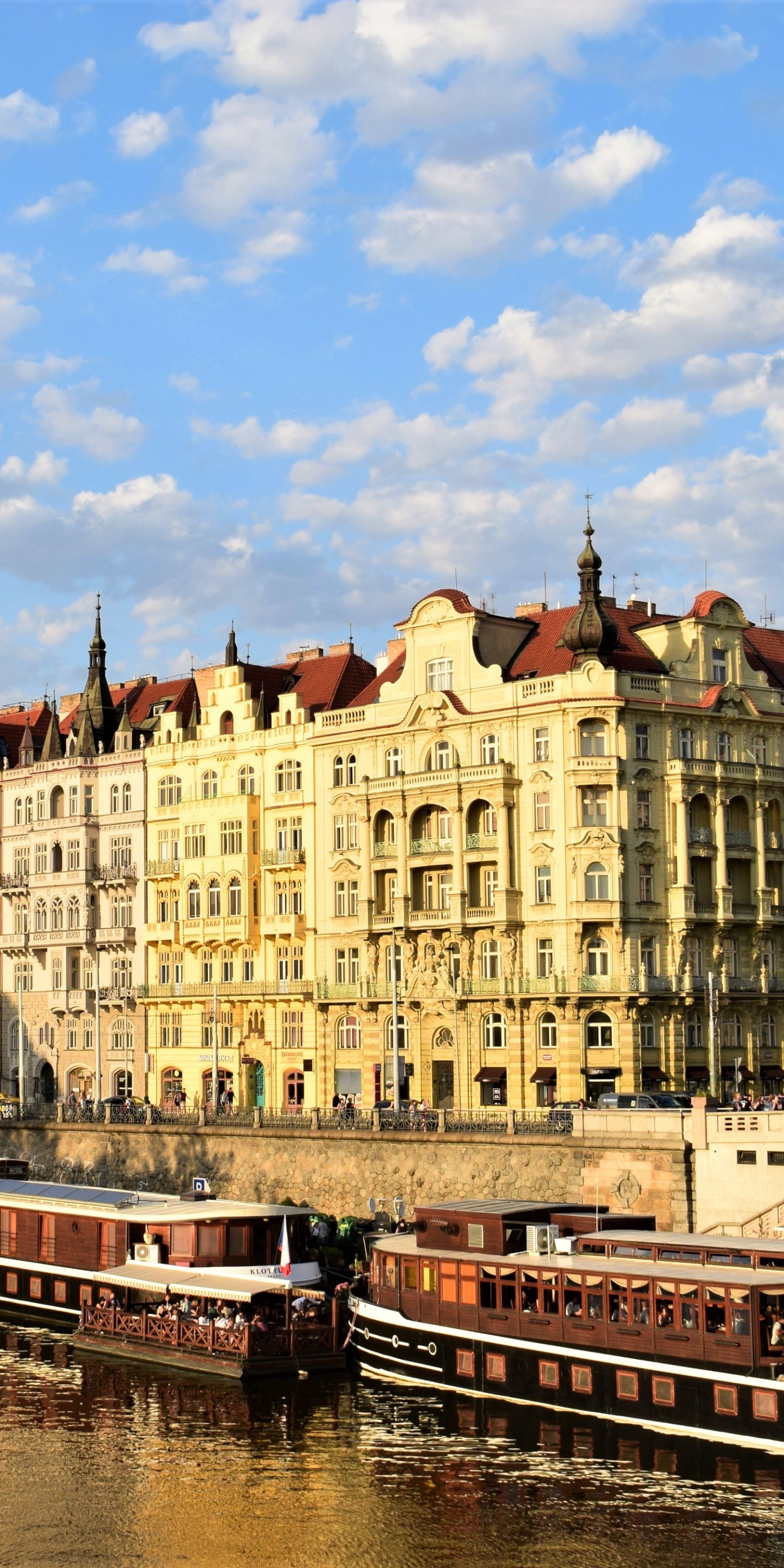 «Prague phone wallpaper» HD Wallpapers