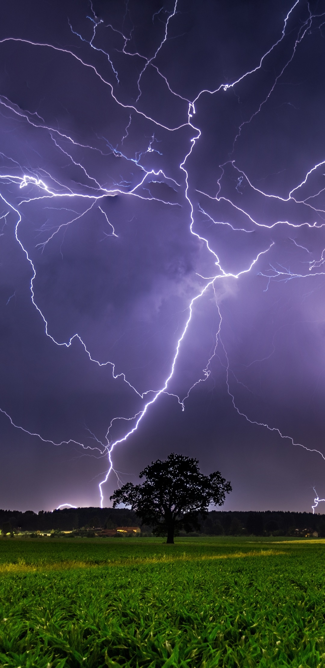 «Lightning phone wallpaper» 1080P, 2k, 4k Full HD Wallpapers ...