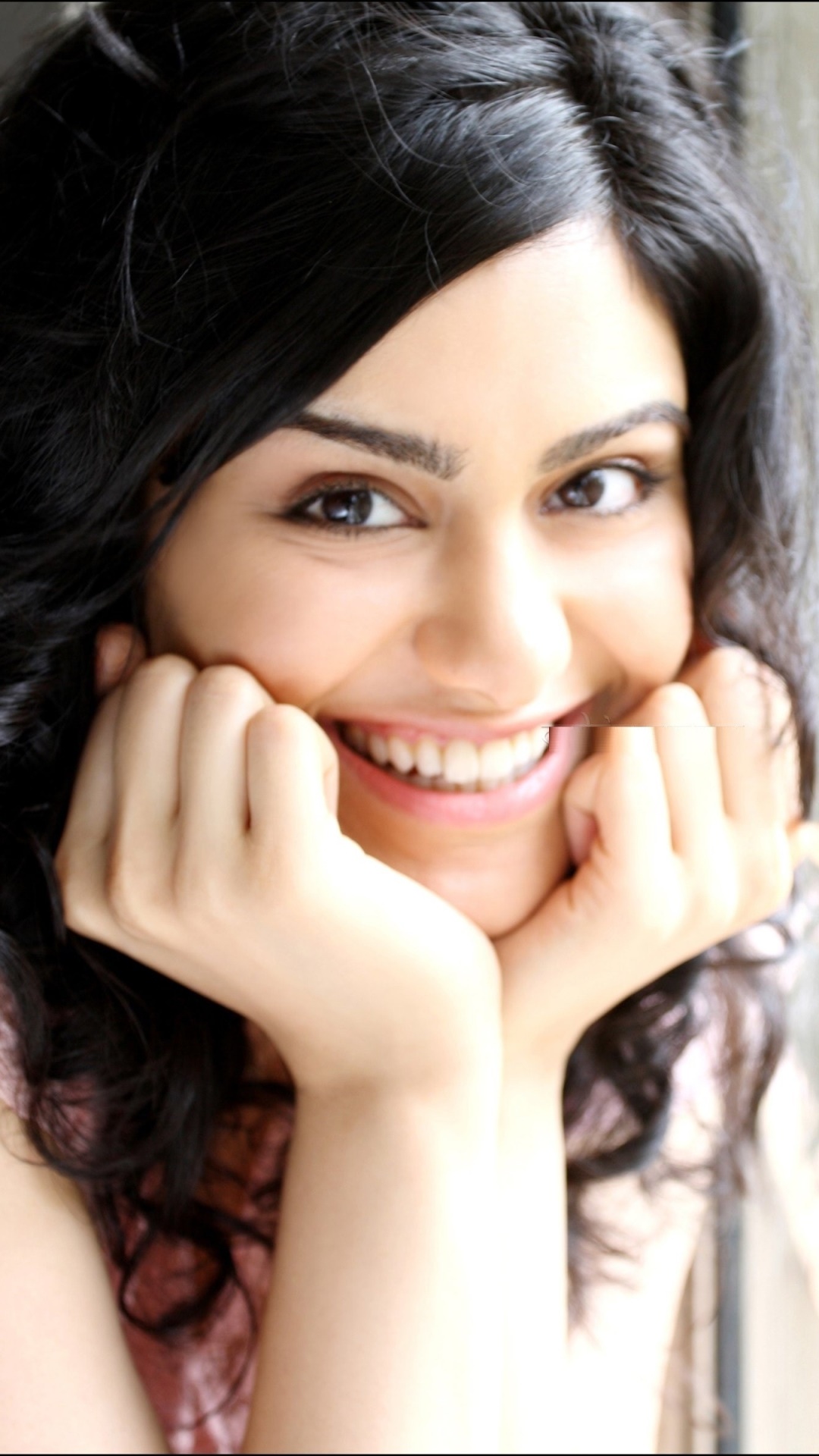 «Adah Sharma phone wallpaper» HD Wallpapers