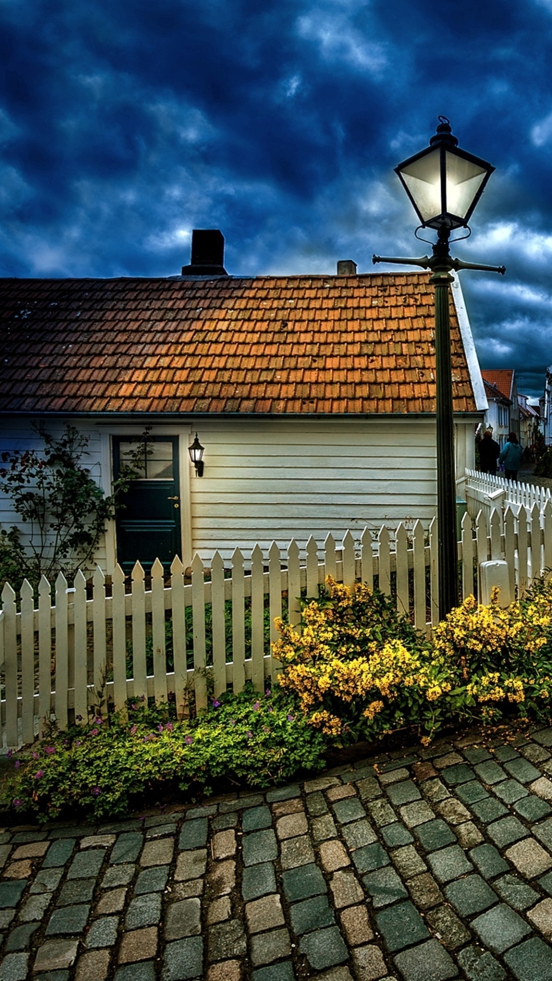 «House phone wallpaper» HD Wallpapers