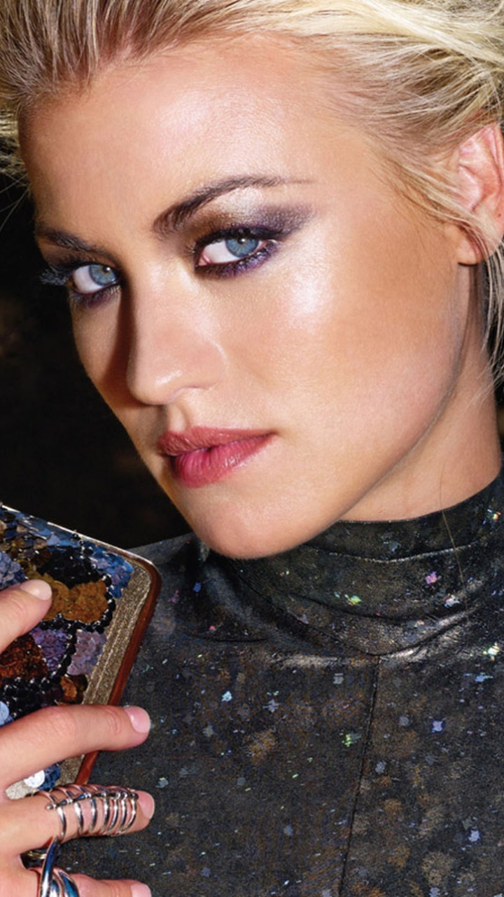 Celebrity Yvonne Strahovski, Australian, Actress, Blue Eyes, Blonde ...
