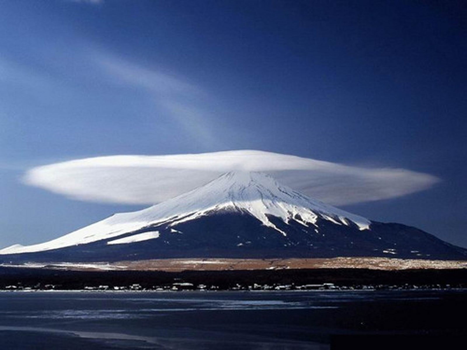 snowcapped mountain, clouds, marvelous, tranquil scene, environment ...
