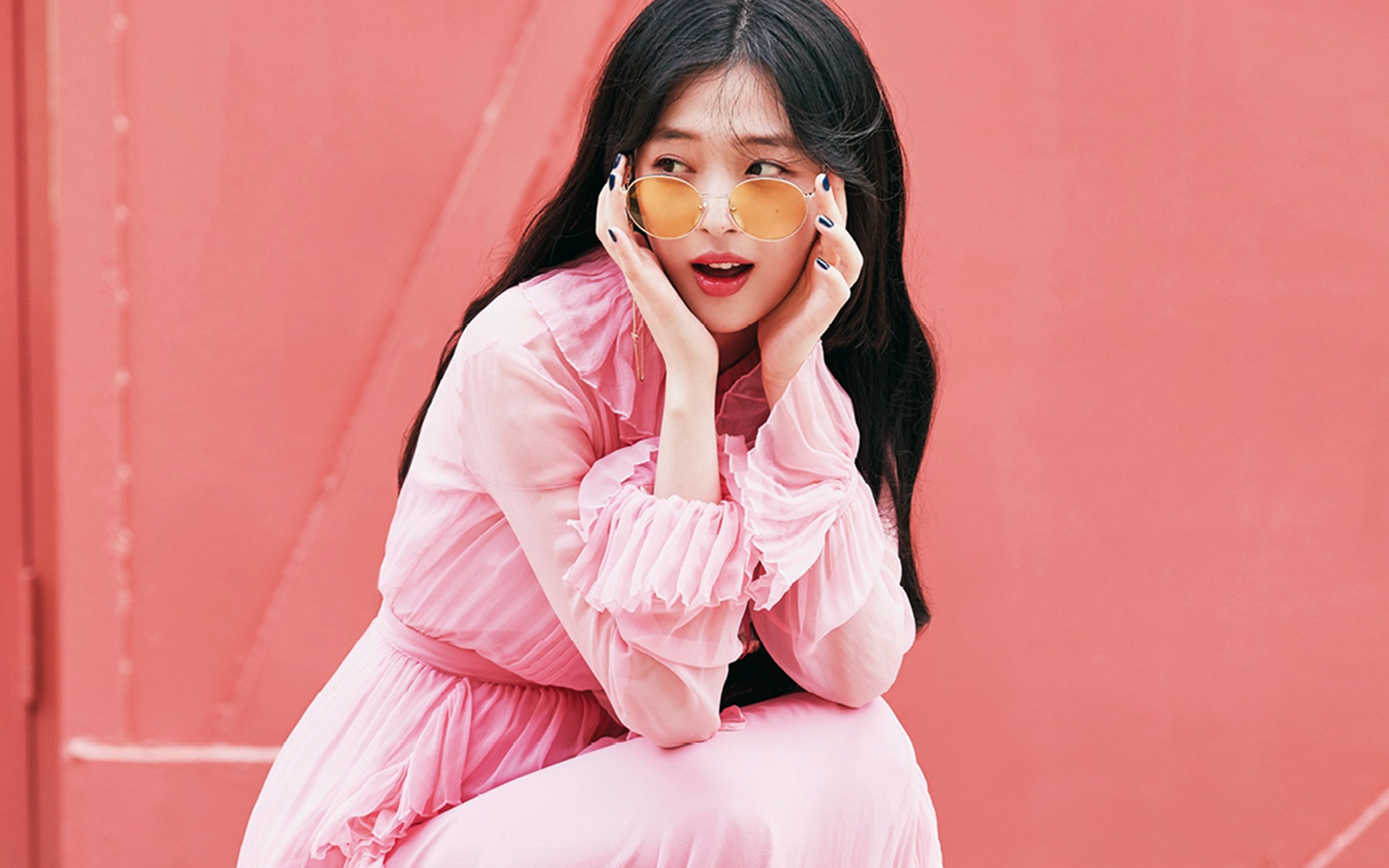 pink, innocence, three quarter length, singer, front view, standing ...