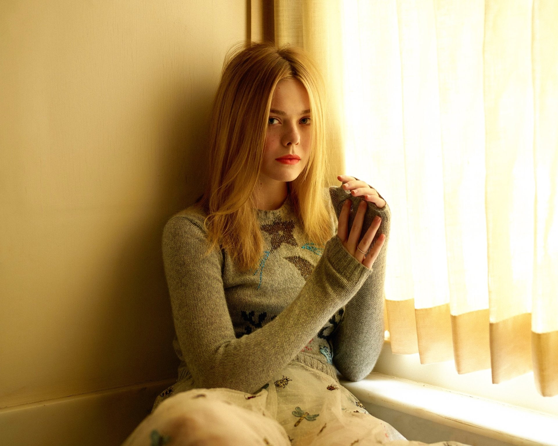 «ELLE FANNING» HD wallpapers