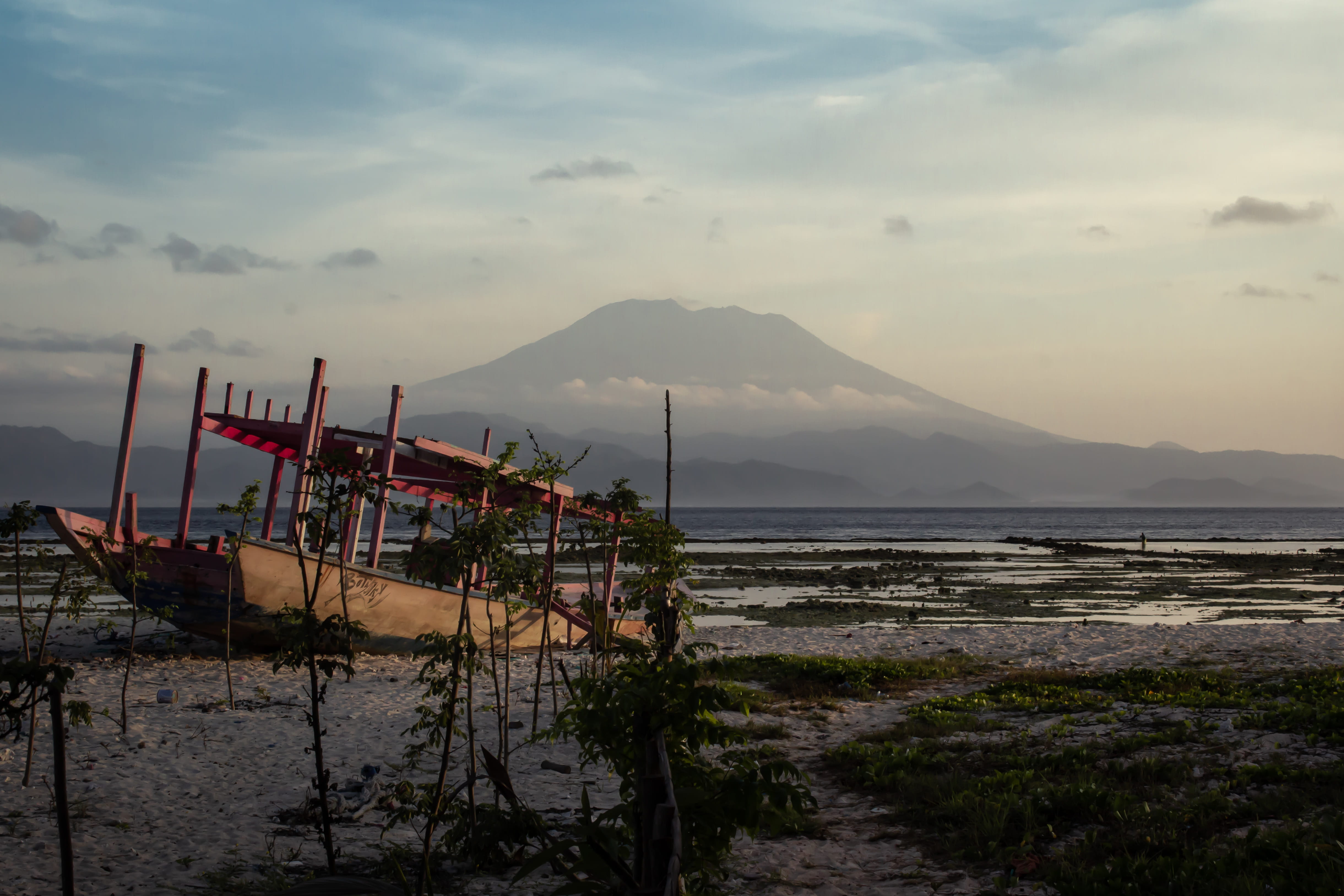 «badung» HD Wallpapers