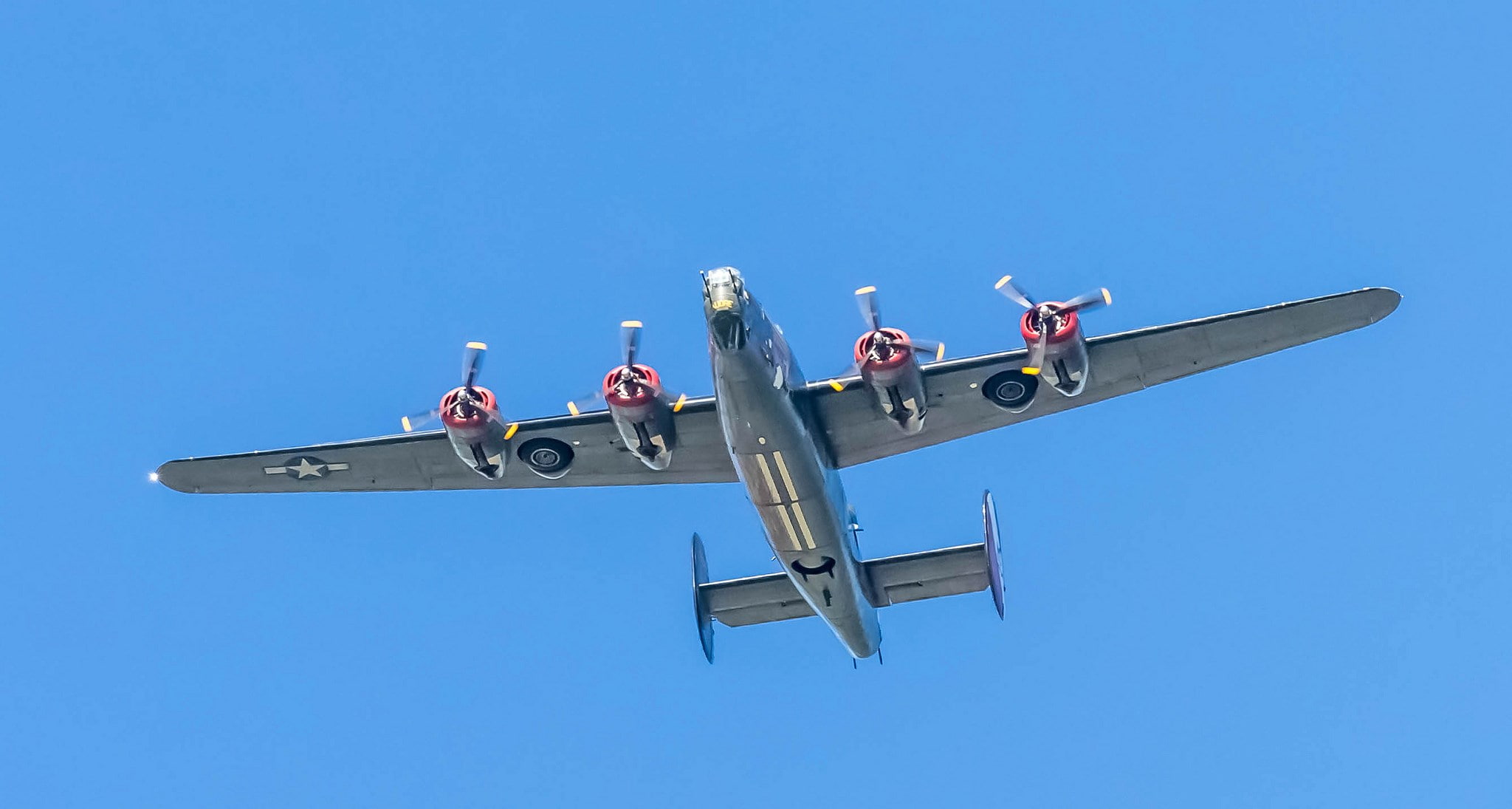 «CONSOLIDATED B 24 LIBERATOR» HD wallpapers