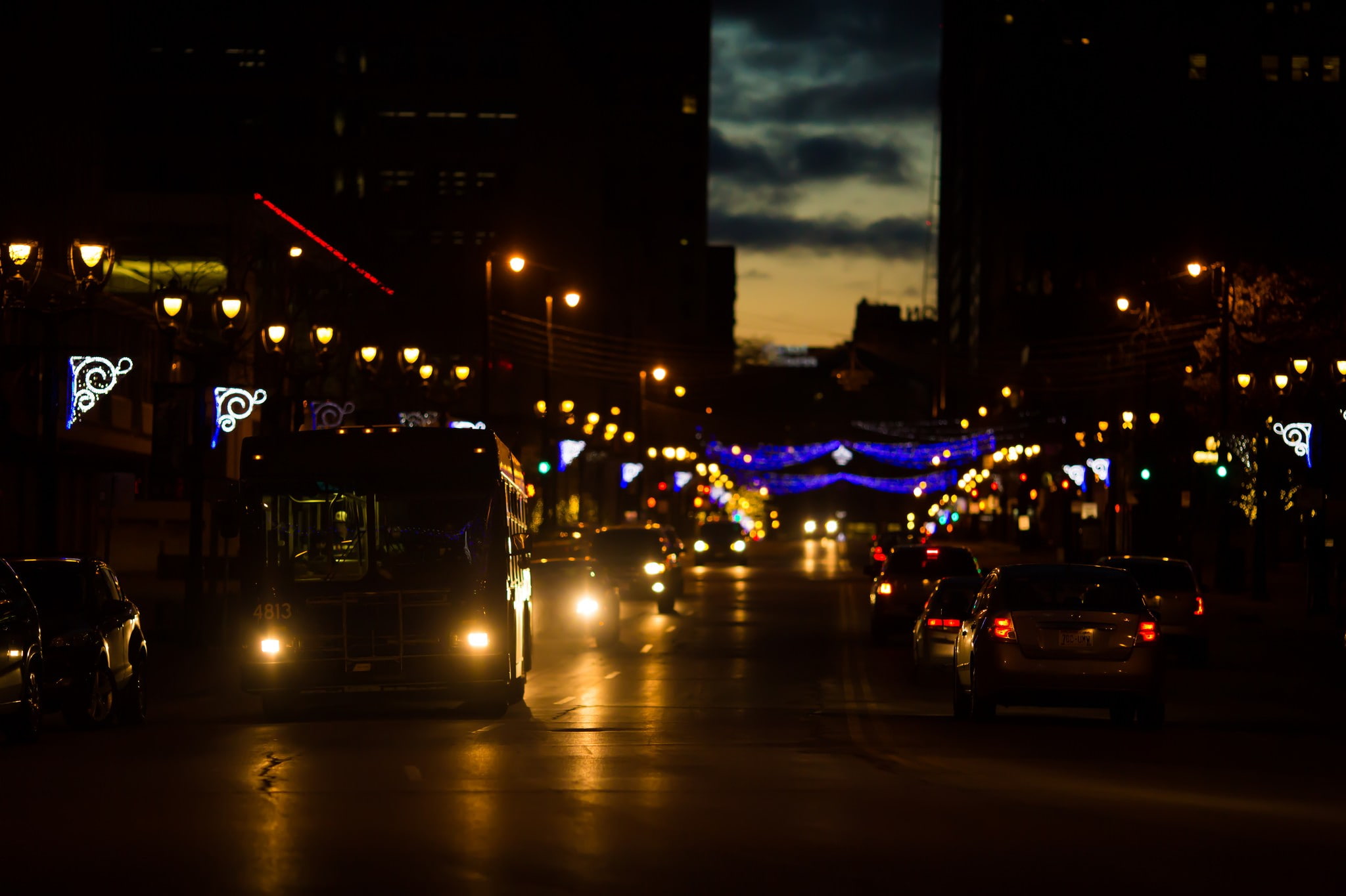 1080P, night, bokeh, street, buses, street light, banner, cityscape ...