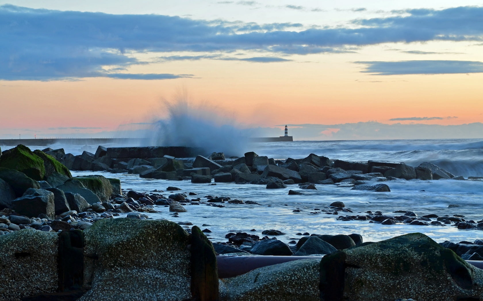 «breakwater» HD Wallpapers