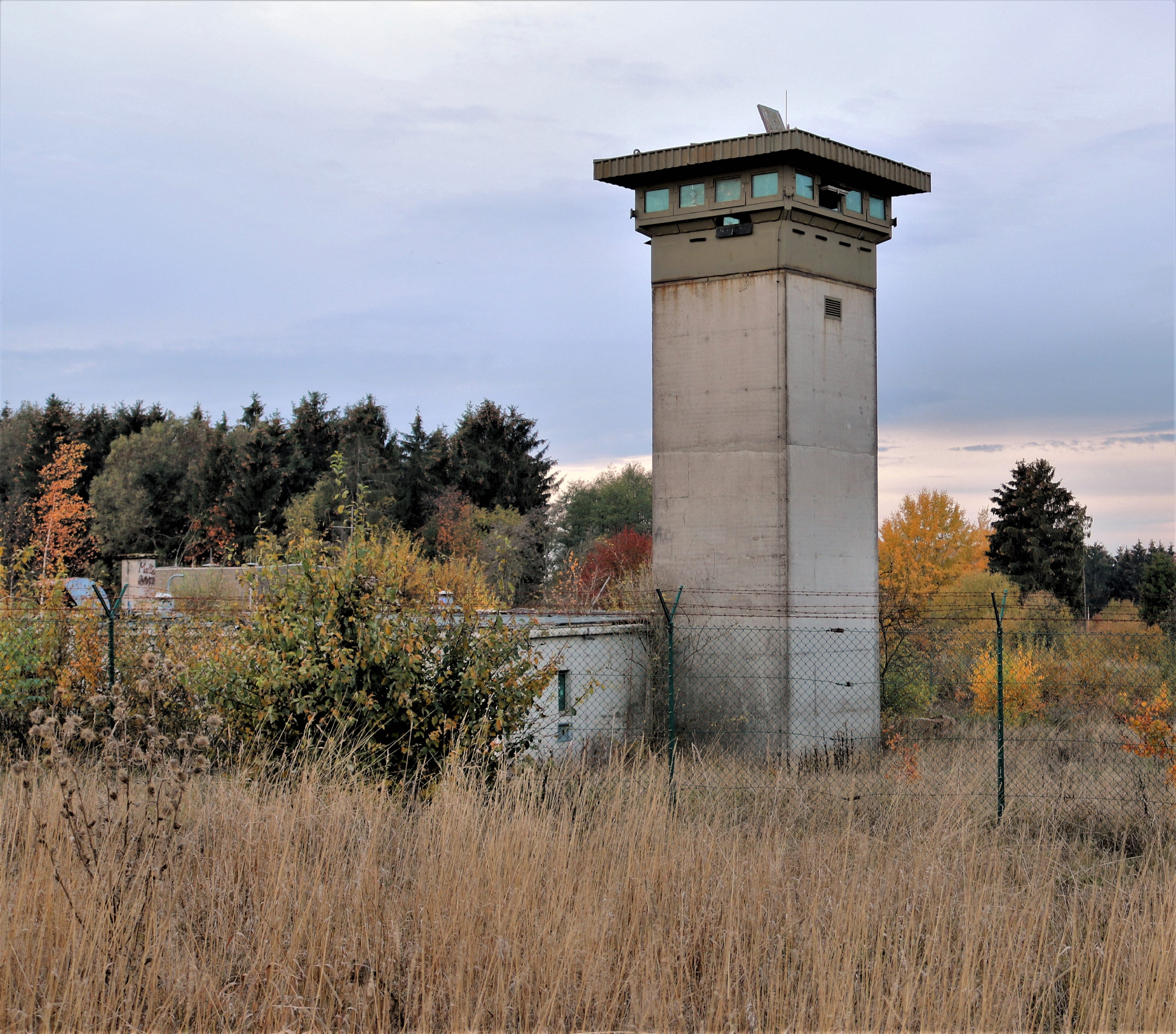 4K, architecture, grass, guidance, architectural column, window, built ...