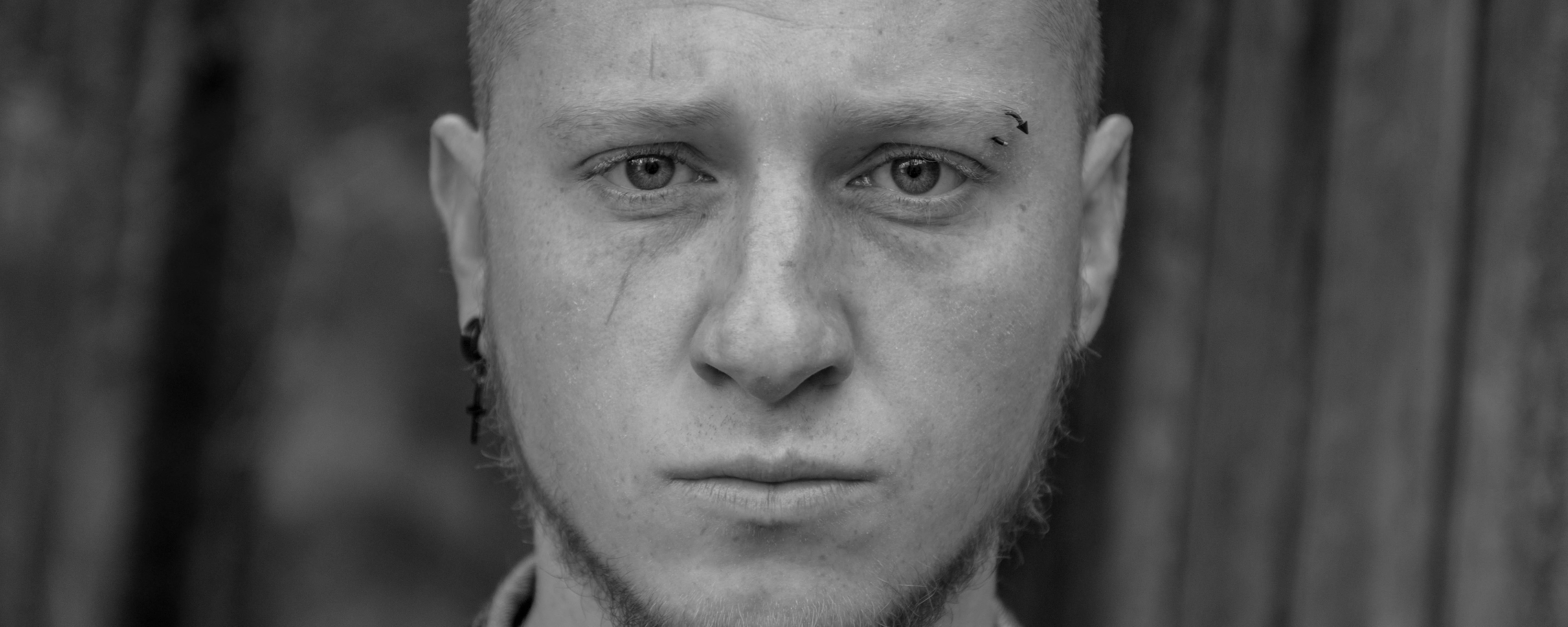 front view, grayscale, men, male, scar, human body part, mid adult men ...
