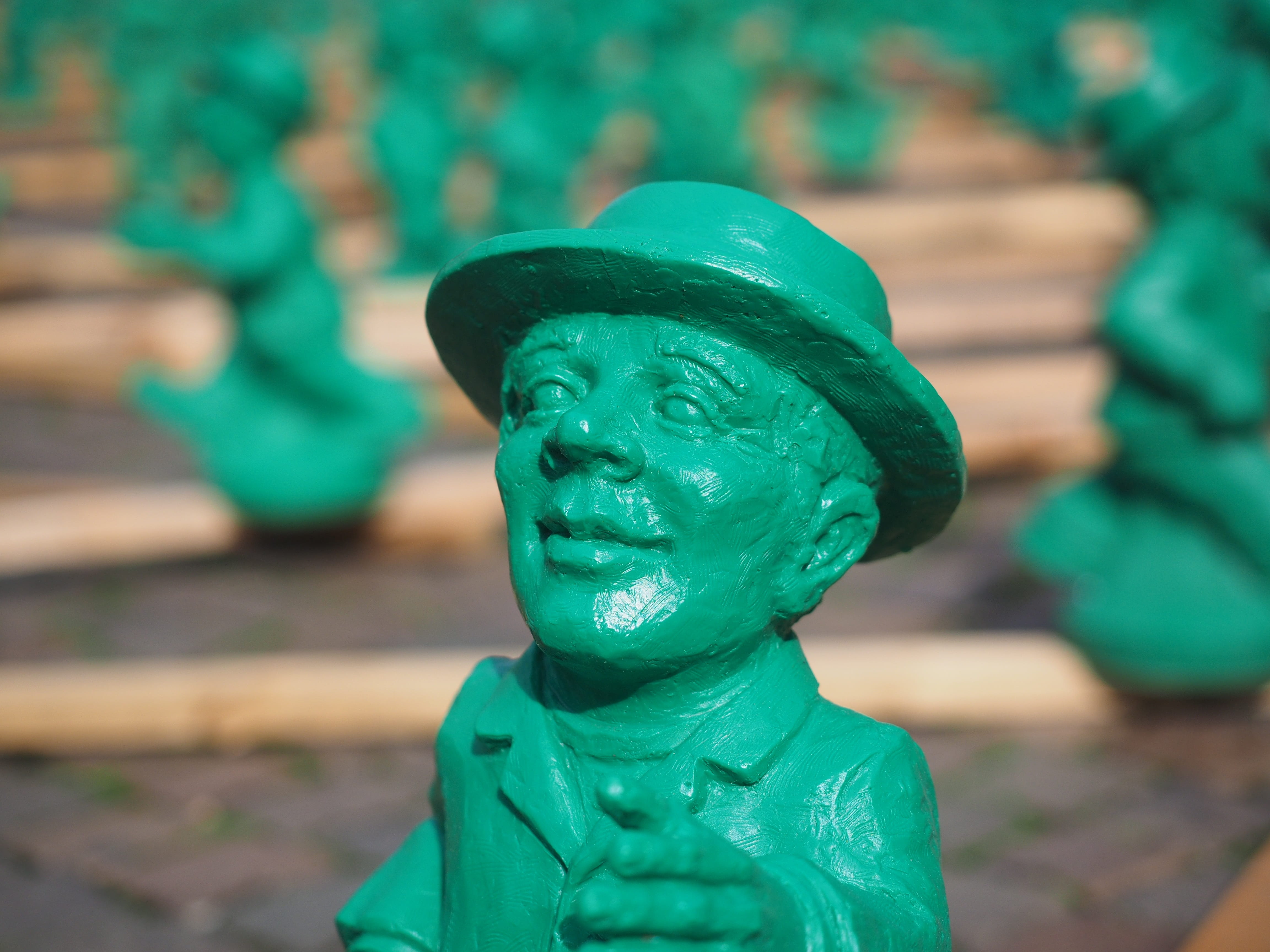 a symbol of unity, ottmar hörl, frankfurt, serial monochrome figure ...