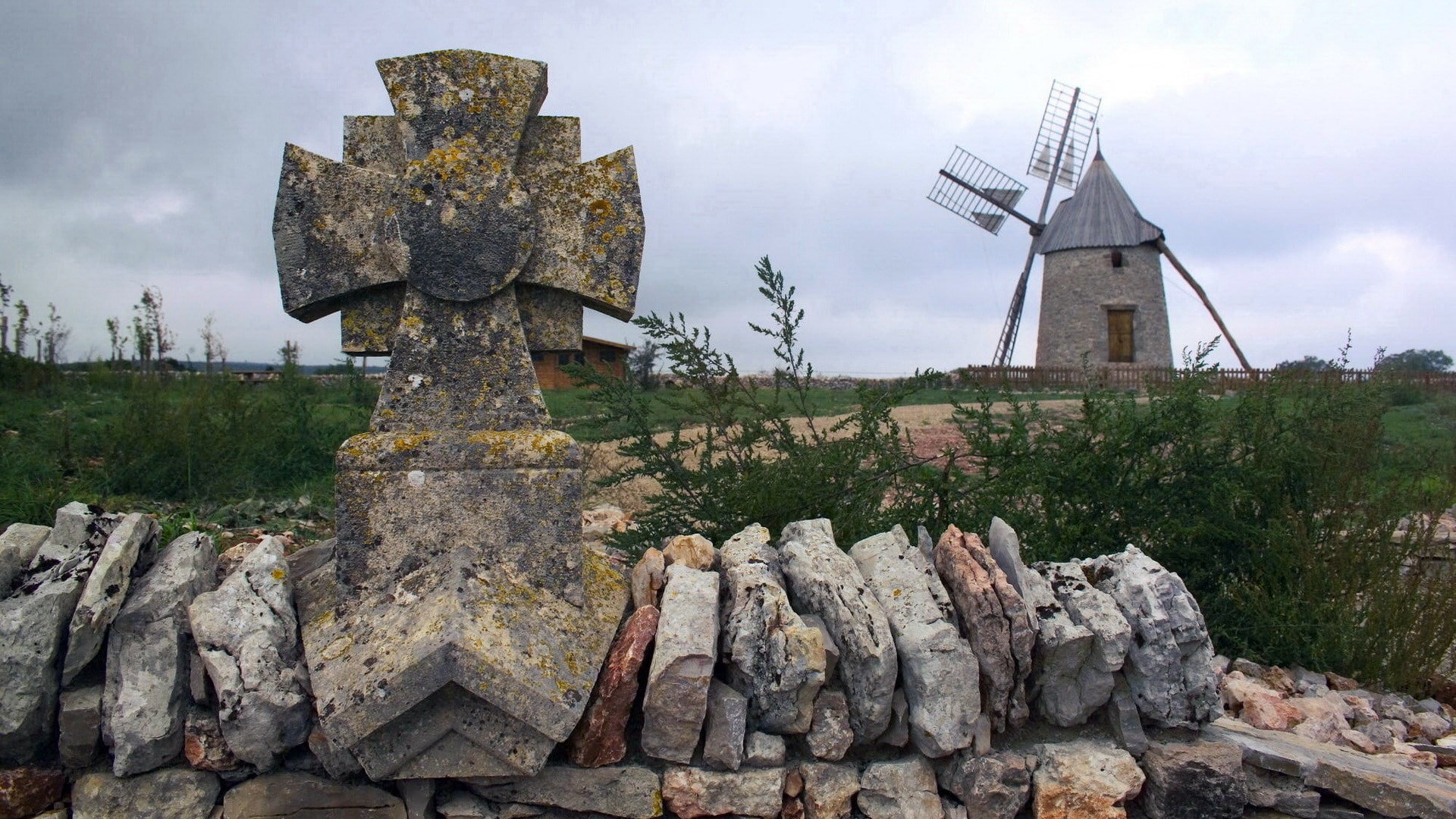 old, cross, 1080P, built structure, outdoors, cemetery, day, grave ...