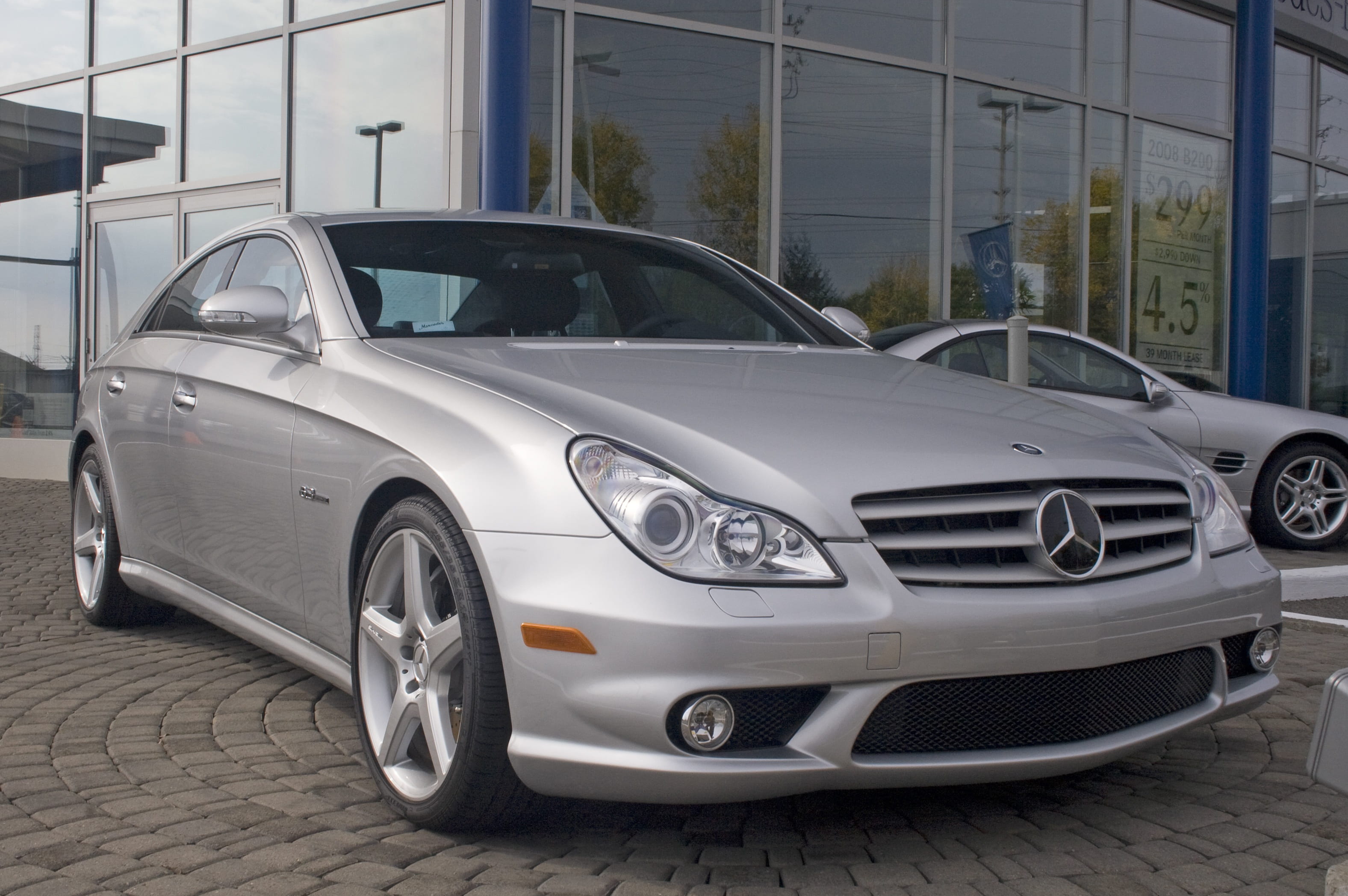 «DEALERSHIP» HD wallpapers
