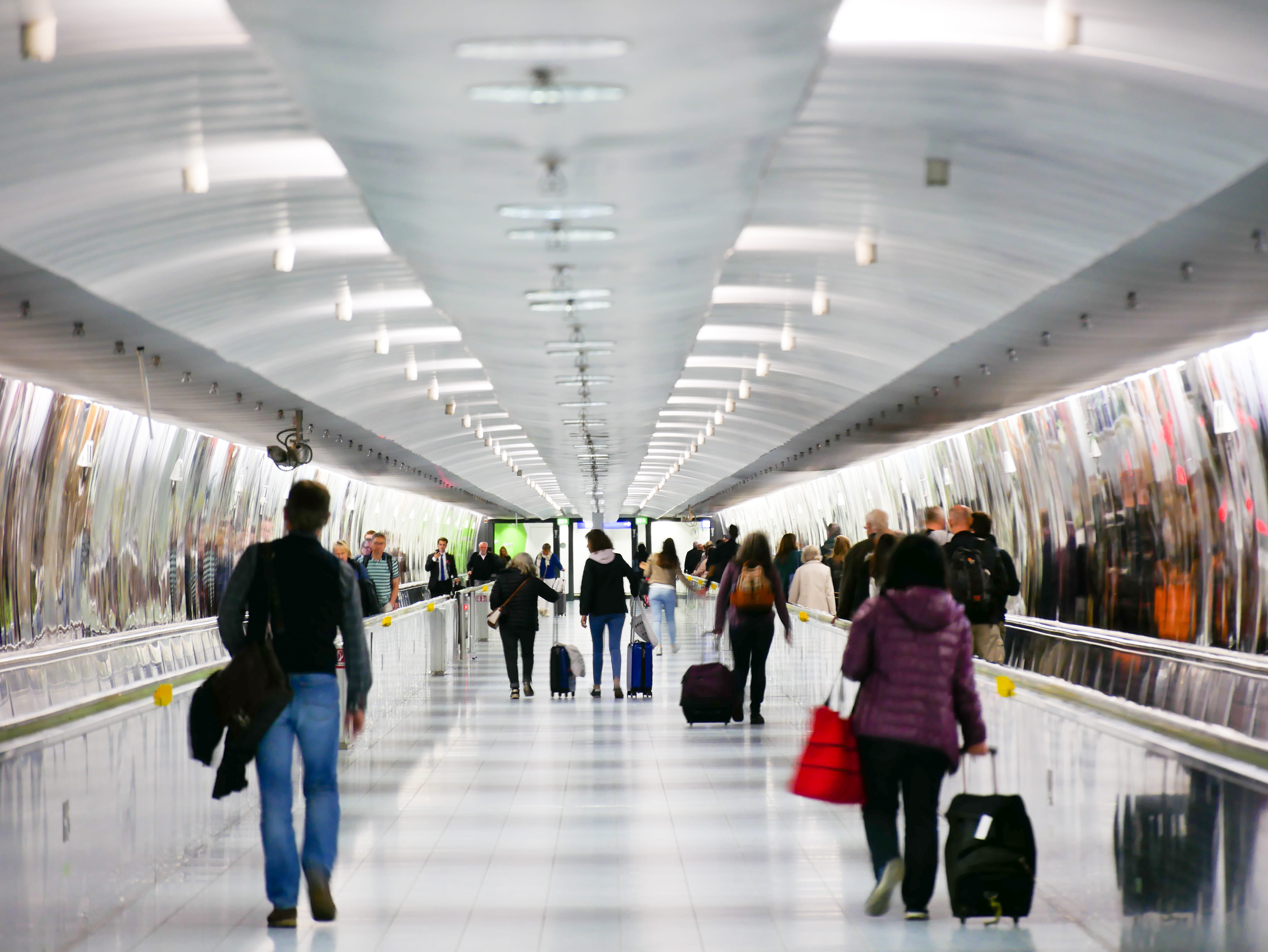 terminal, ceiling, men, airport, apparel, group of people, travel, shoe ...