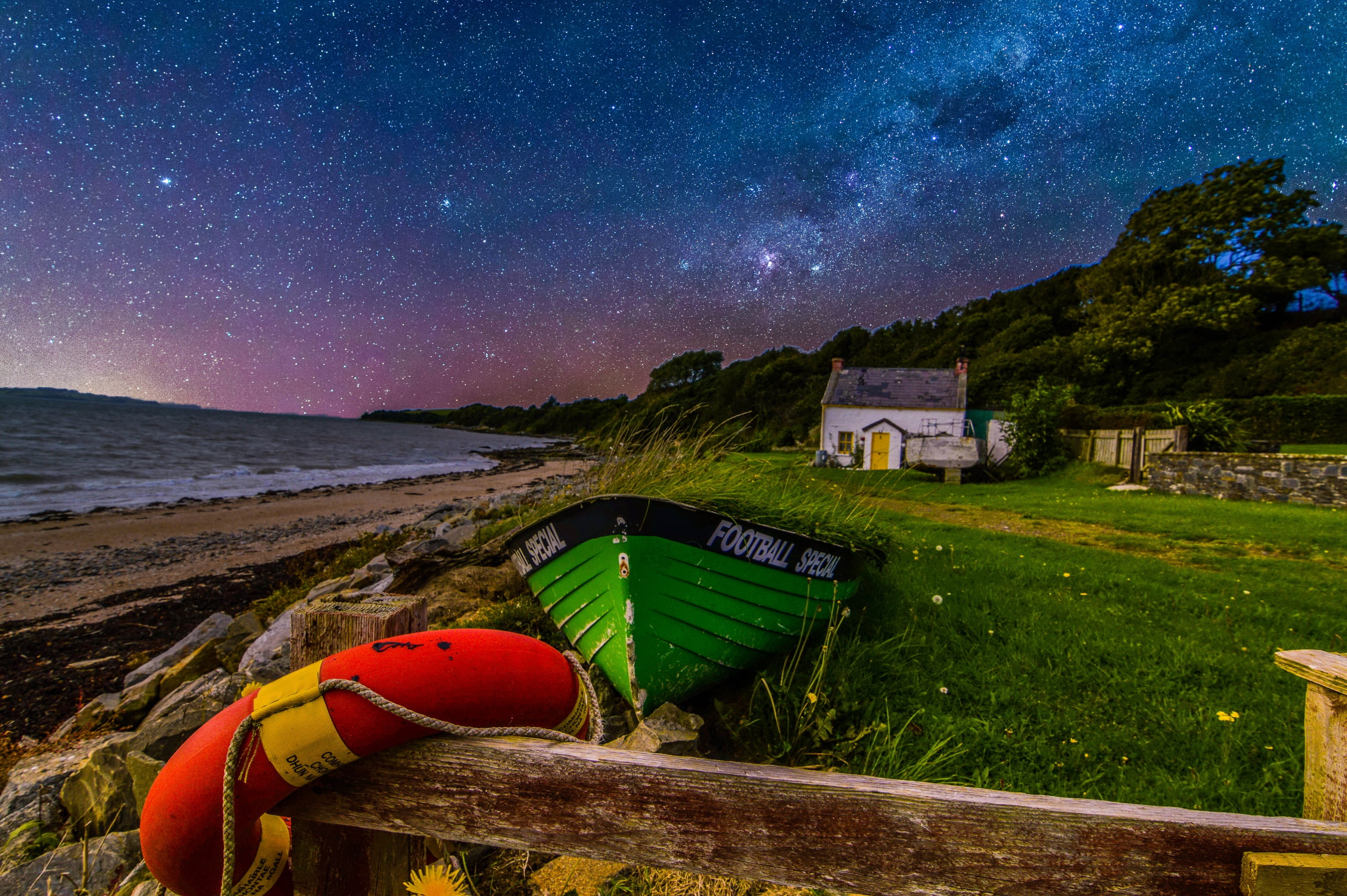 2K, landscape, night, sea, stars, boats, Ireland, Donegal, shore, house ...