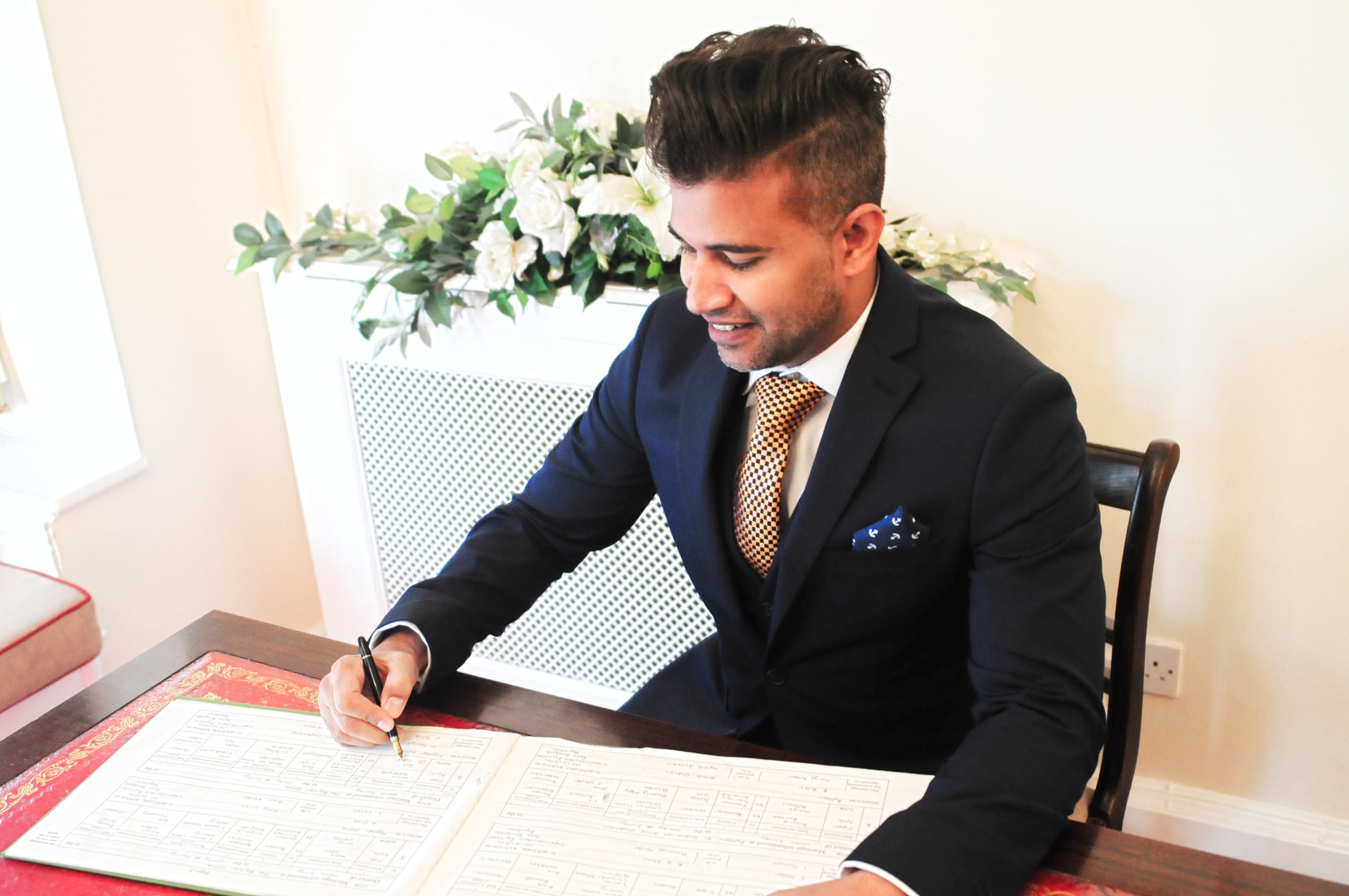 «signing» HD Wallpapers