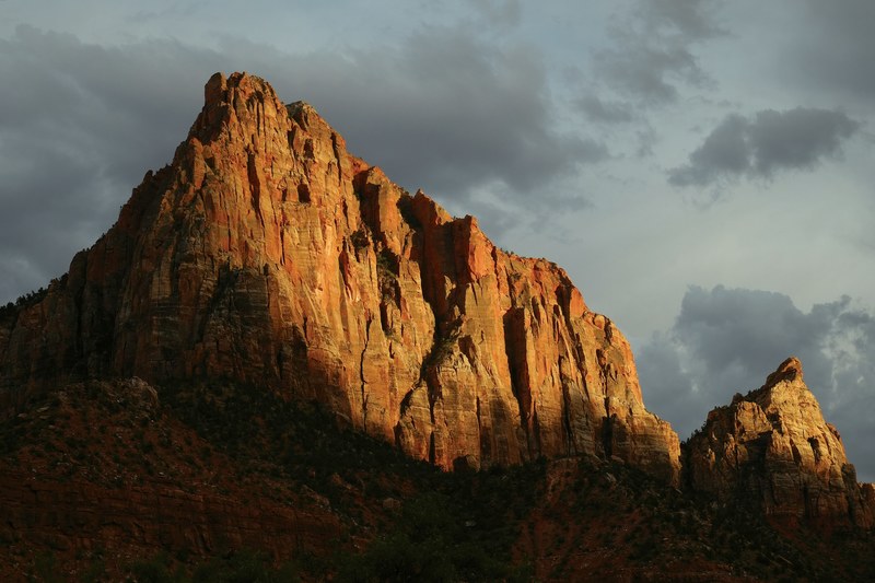 mountain hole horizon and rock formation 4k HD Wallpaper