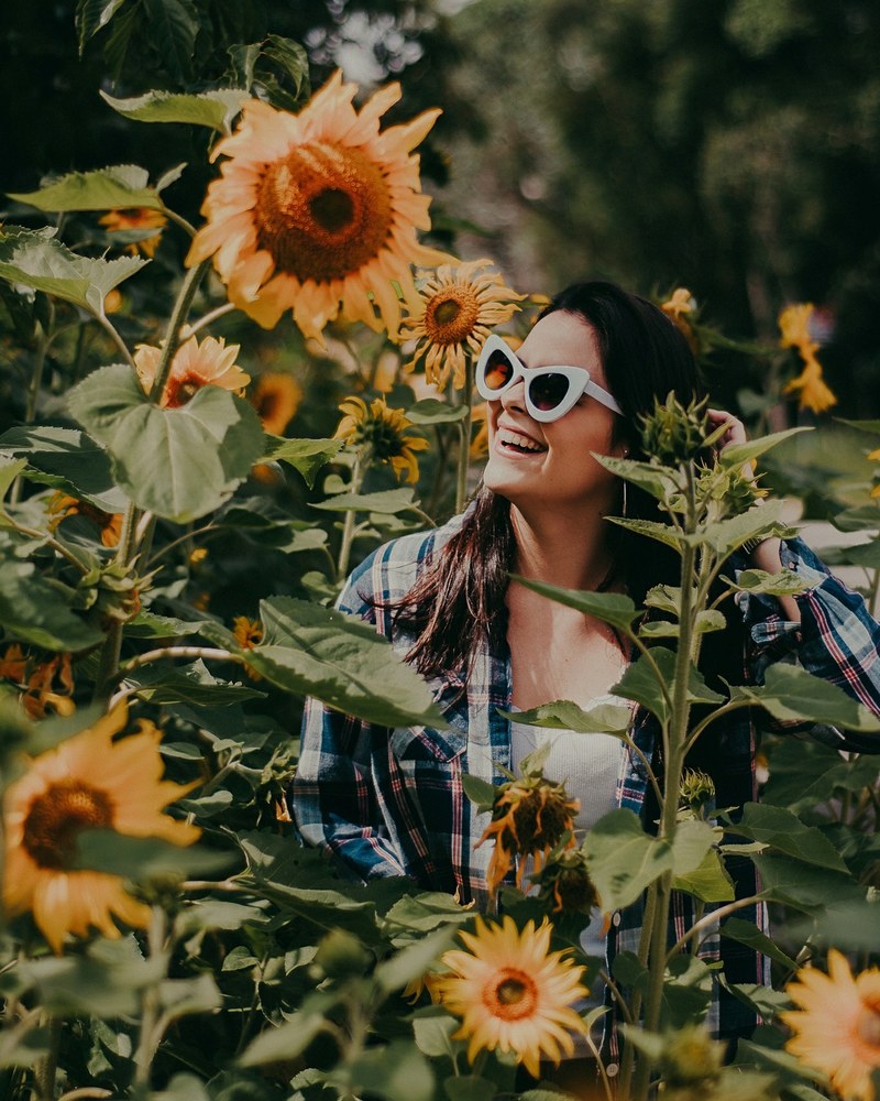 car sunflower portrait and woman hd, 4k Phone HD Wallpaper