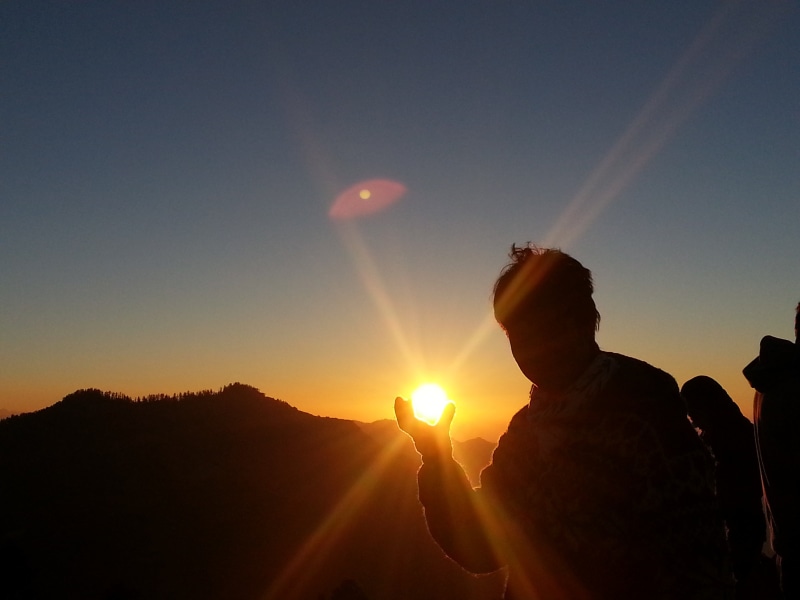 «hold the sun» HD Wallpapers