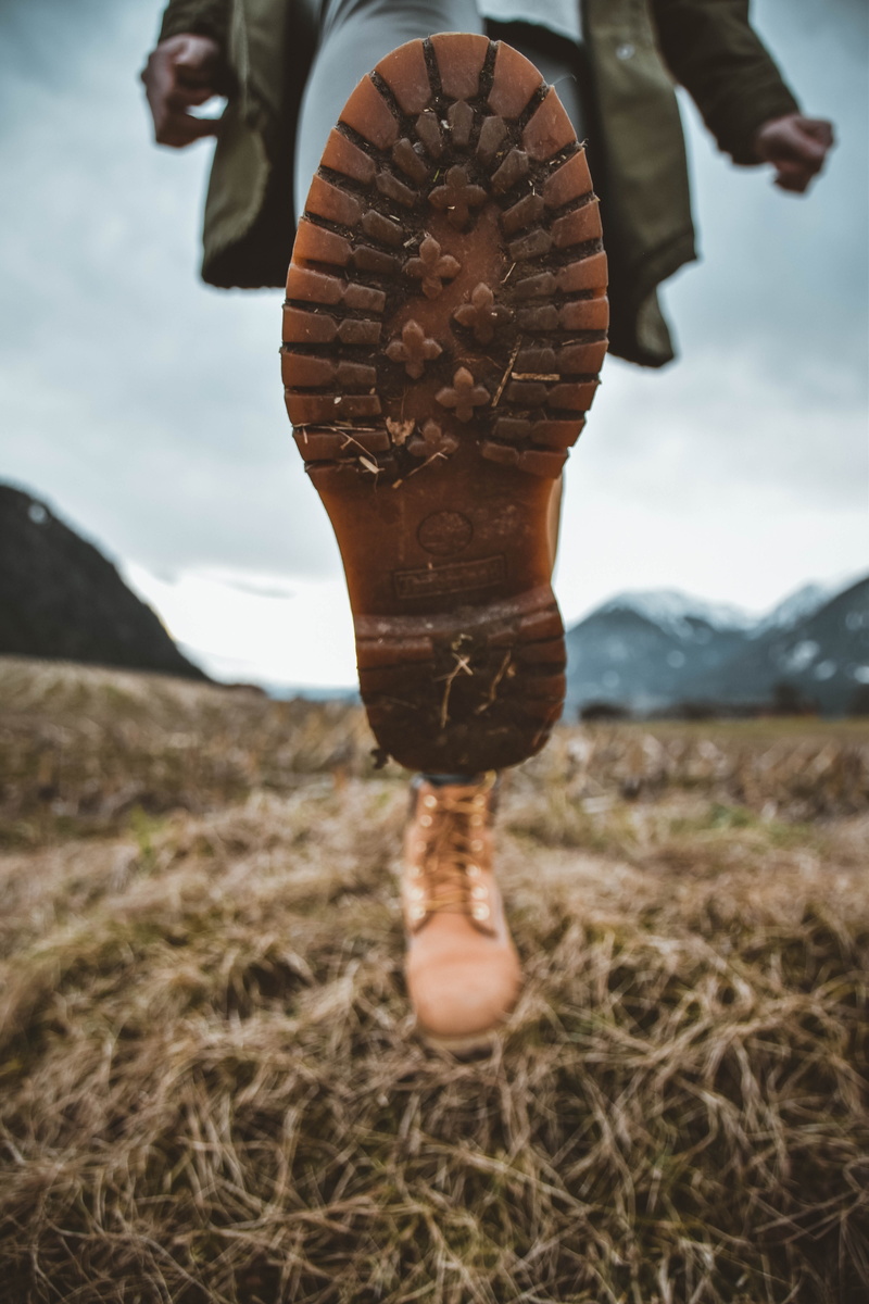 showing, outdoors, day, land, stepping, body part, human foot, real ...
